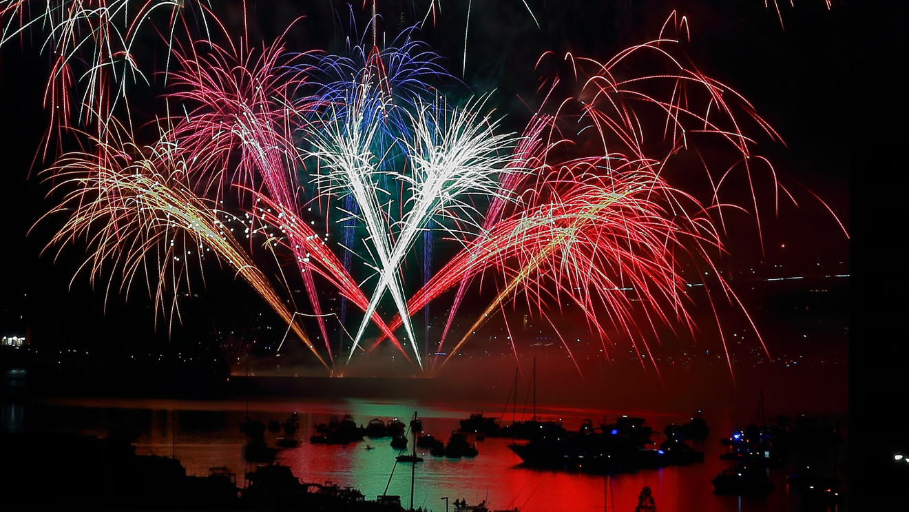 New Year of Hope By Walking With God Closely